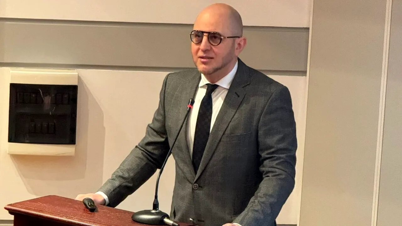 Ultima flegmă a lui Iohannis în obrazul României