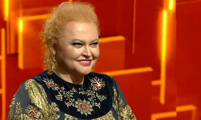 Cum se înțelege Narcisa Suciu cu fosta soție a tatălui fiicei ei