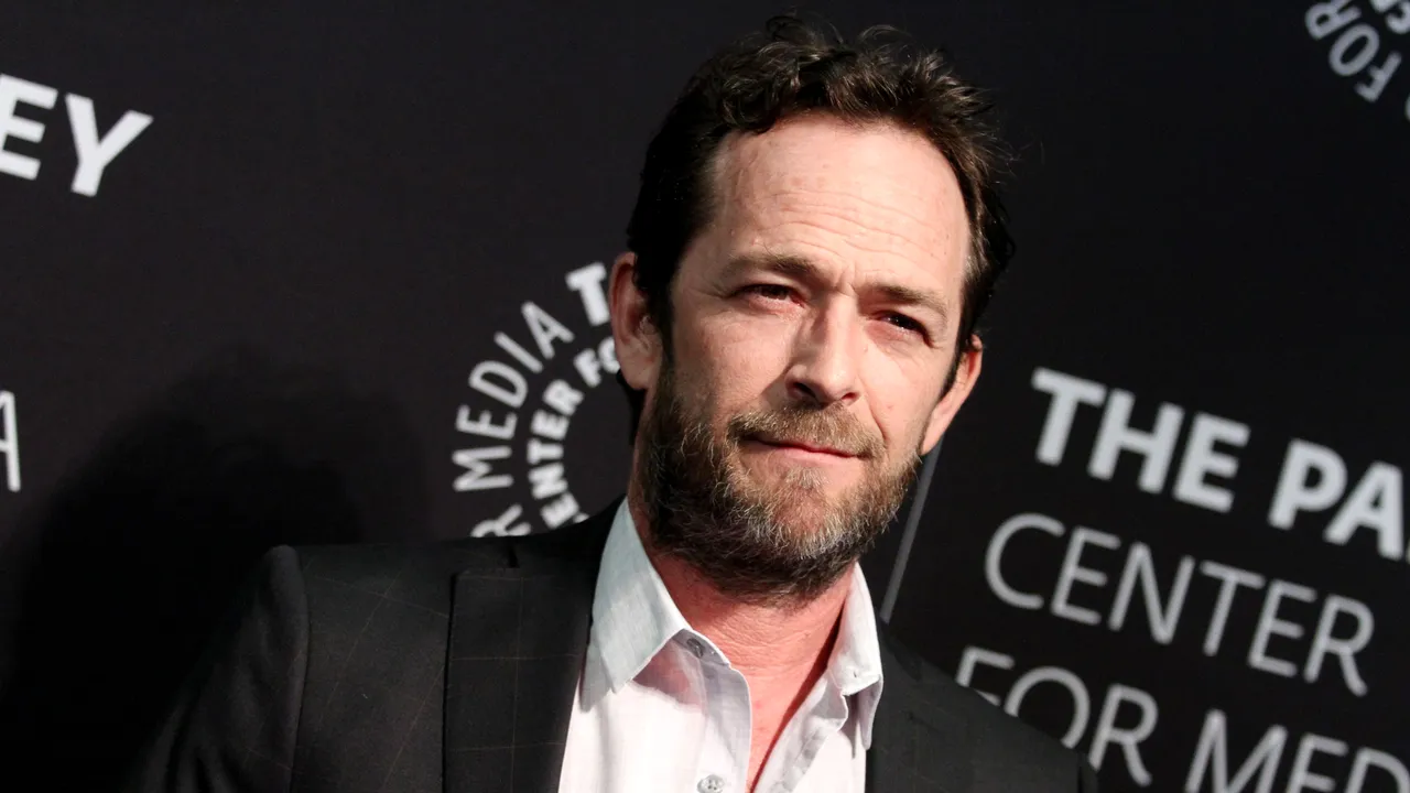 Dylan din serialul „Beverly Hills, 90210" A MURIT la 52 de ani