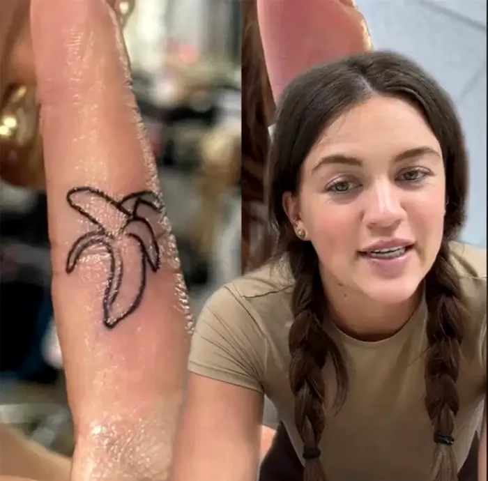 Cel mai urât tatuaj din lume. Ce are desenat femeia din imagine, pe ...